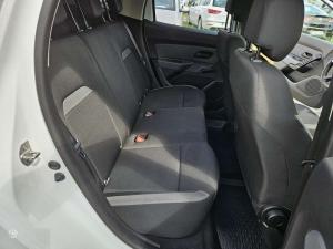 White Dacia Duster 2021 in Vilnius, with an engine capacity of 1.00 L and mileage of 68 thousand km for 7555 €, photo 17 on AUTOMOTO.COM.LV