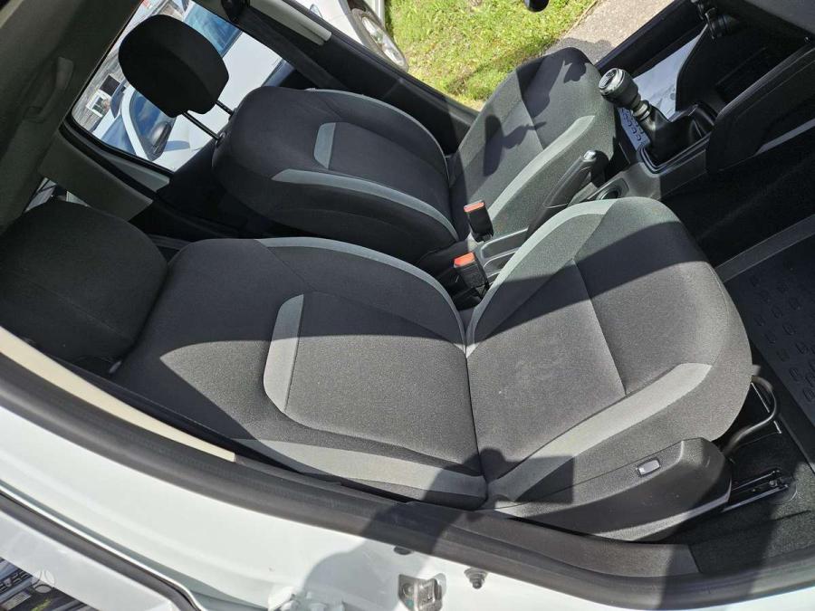 White Dacia Duster 2021 in Vilnius, with an engine capacity of 1.00 L and mileage of 68 thousand km for 7555 €, photo 20 on AUTOMOTO.COM.LV