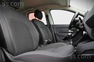 Белый Дачия Duster 2021 в Рига, объемом двигателя 1.50 л и пробегом 216 тыс. км за 8995 €, фото 13 на AUTOMOTO.COM.LV