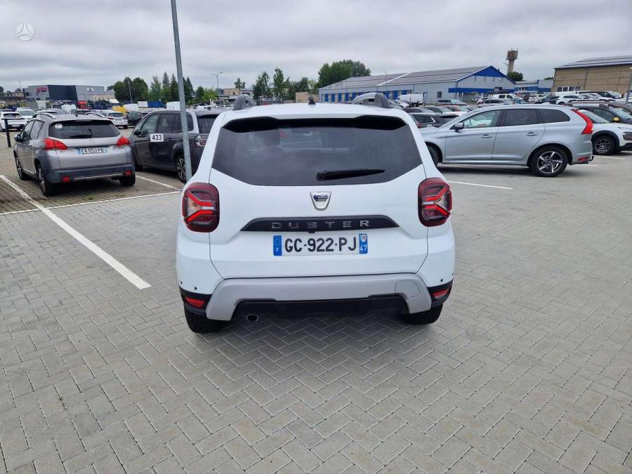 Белый Дачия Duster 2021 в Таураге, объемом двигателя 1.46 л и пробегом 190 тыс. км за 10600 €, фото 6 на AUTOMOTO.COM.LV