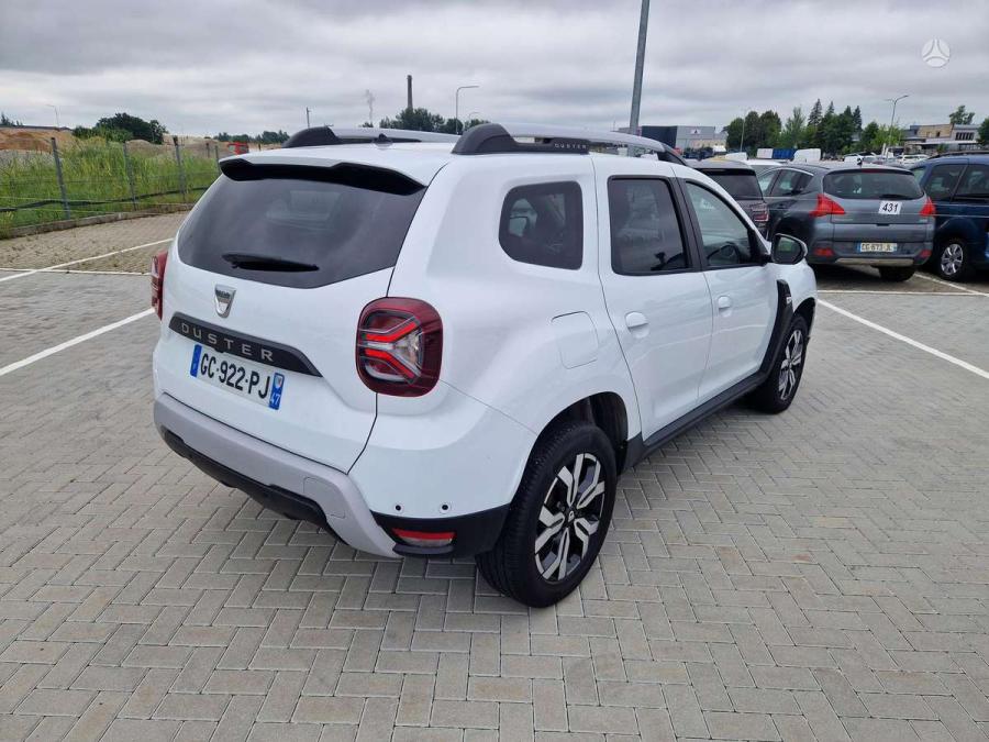 Белый Дачия Duster 2021 в Таураге, объемом двигателя 1.46 л и пробегом 190 тыс. км за 10600 €, фото 7 на AUTOMOTO.COM.LV