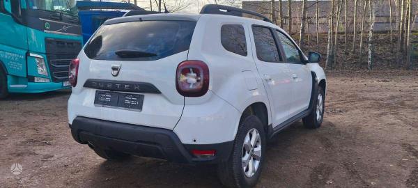 White Dacia Duster 2021 in Kaunas, with an engine capacity of 1.46 L and mileage of 130 thousand km for 13673 €, photo 7 on AUTOMOTO.COM.LV