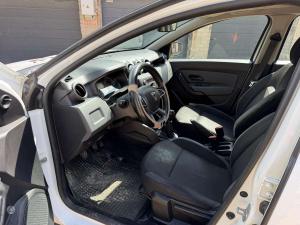 White Dacia Duster 2021 in Alytus, with an engine capacity of 1.00 L and mileage of 228 thousand km for 4400 €, photo 11 on AUTOMOTO.COM.LV