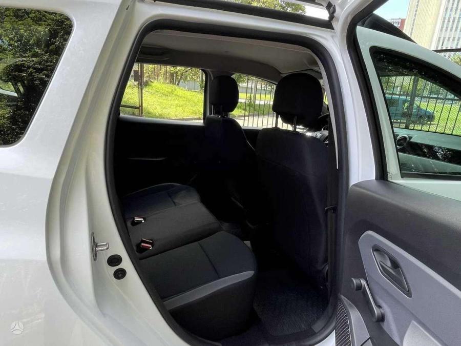 Balts Dacia Duster 2021 Viļņa, ar dzinēja tilpumu 1.46 L un nobraukumu 151 tūkst. km par 8500 €, foto 6 vietnē AUTOMOTO.COM.LV