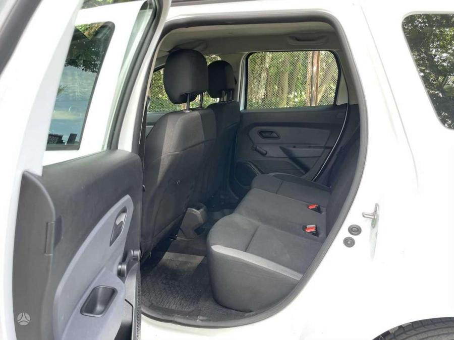 Balts Dacia Duster 2021 Viļņa, ar dzinēja tilpumu 1.46 L un nobraukumu 151 tūkst. km par 8500 €, foto 7 vietnē AUTOMOTO.COM.LV