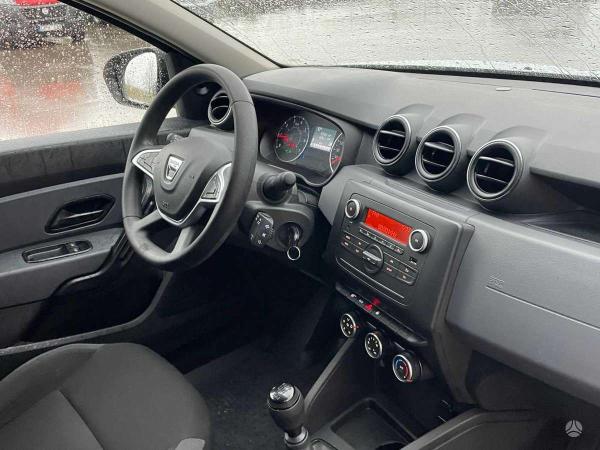 White Dacia Duster 2021 in Ukmerge, with an engine capacity of 1.00 L and mileage of 93 thousand km for 6900 €, photo 6 on AUTOMOTO.COM.LV