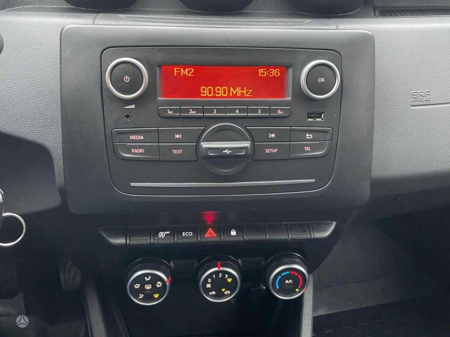 White Dacia Duster 2021 in Ukmerge, with an engine capacity of 1.00 L and mileage of 93 thousand km for 6900 €, photo 10 on AUTOMOTO.COM.LV
