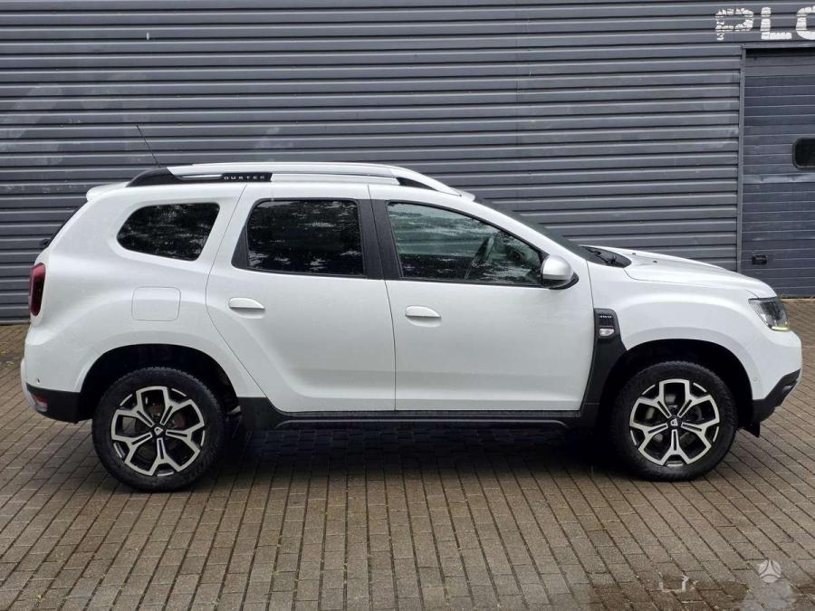 White Dacia Duster 2021 in Vilnius, with an engine capacity of 1.46 L and mileage of 129 thousand km for 13750 €, photo 8 on AUTOMOTO.COM.LV