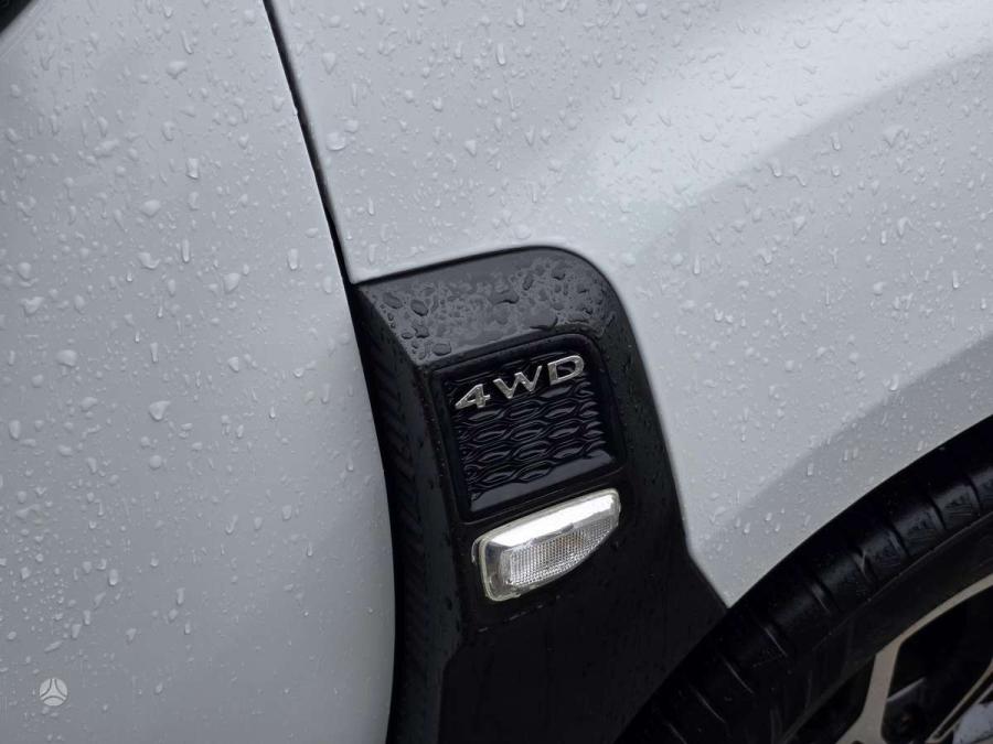 White Dacia Duster 2021 in Vilnius, with an engine capacity of 1.46 L and mileage of 129 thousand km for 13750 €, photo 10 on AUTOMOTO.COM.LV