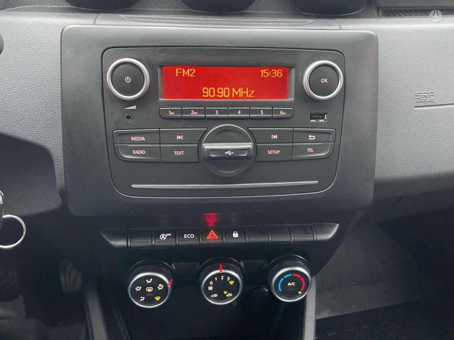 White Dacia Duster 2021 in Ukmerge, with an engine capacity of 1.00 L and mileage of 93 thousand km for 6900 €, photo 10 on AUTOMOTO.COM.LV