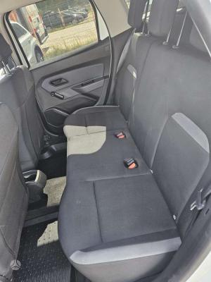 White Dacia Duster 2021 in Vilnius, with an engine capacity of 0.99 L and mileage of 120 thousand km for 7777 €, photo 21 on AUTOMOTO.COM.LV
