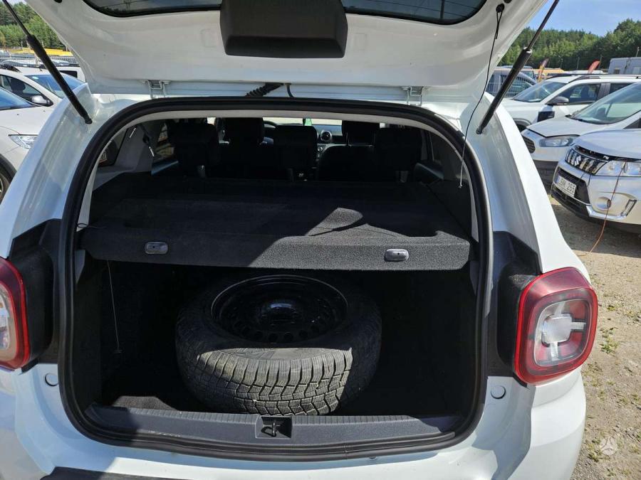 White Dacia Duster 2021 in Vilnius, with an engine capacity of 0.99 L and mileage of 120 thousand km for 7777 €, photo 22 on AUTOMOTO.COM.LV
