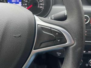 White Dacia Duster 2021 in Ukmerge, with an engine capacity of 1.00 L and mileage of 93 thousand km for 6900 €, photo 12 on AUTOMOTO.COM.LV