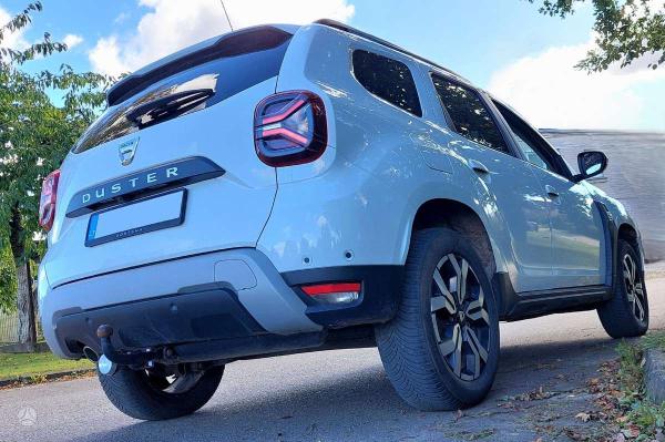 White Dacia Duster 2022 in Kaunas, with an engine capacity of 1.46 L and mileage of 157 thousand km for 13300 €, photo 11 on AUTOMOTO.COM.LV