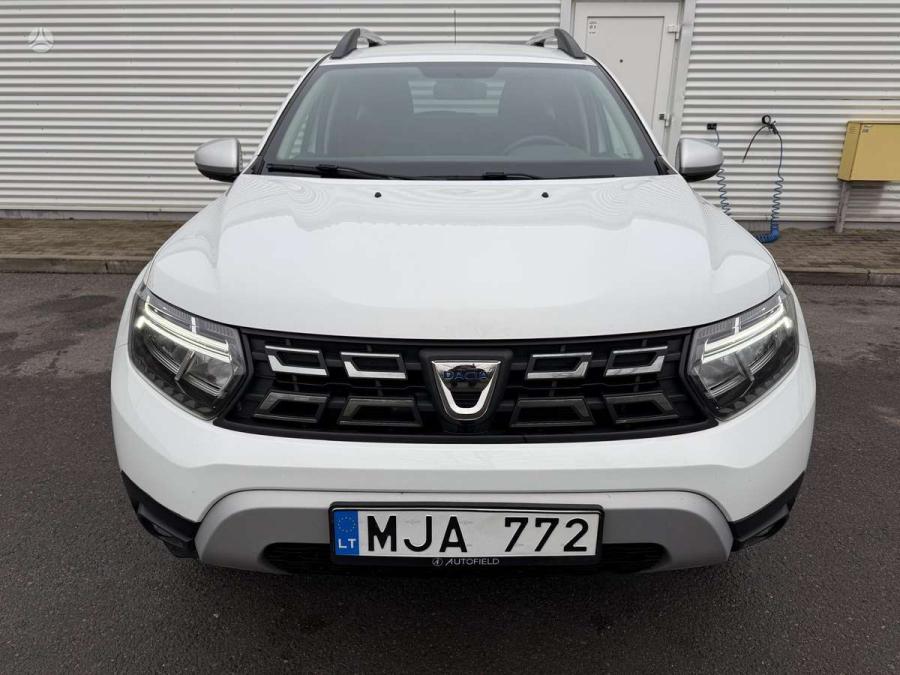 White Dacia Duster 2022 in Vilnius, with an engine capacity of 1.46 L and mileage of 47 thousand km for 16950 €, photo 2 on AUTOMOTO.COM.LV