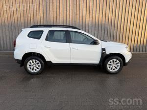 White Dacia Duster 2022 in Jelgava, with an engine capacity of 1.50 L and mileage of 168 thousand km for 11500 €, photo 7 on AUTOMOTO.COM.LV