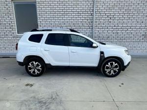 White Dacia Duster 2022 in Kaunas, with an engine capacity of 1.50 L and mileage of 52 thousand km for 10500 €, photo 3 on AUTOMOTO.COM.LV