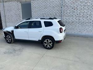 White Dacia Duster 2022 in Kaunas, with an engine capacity of 1.50 L and mileage of 52 thousand km for 10500 €, photo 5 on AUTOMOTO.COM.LV