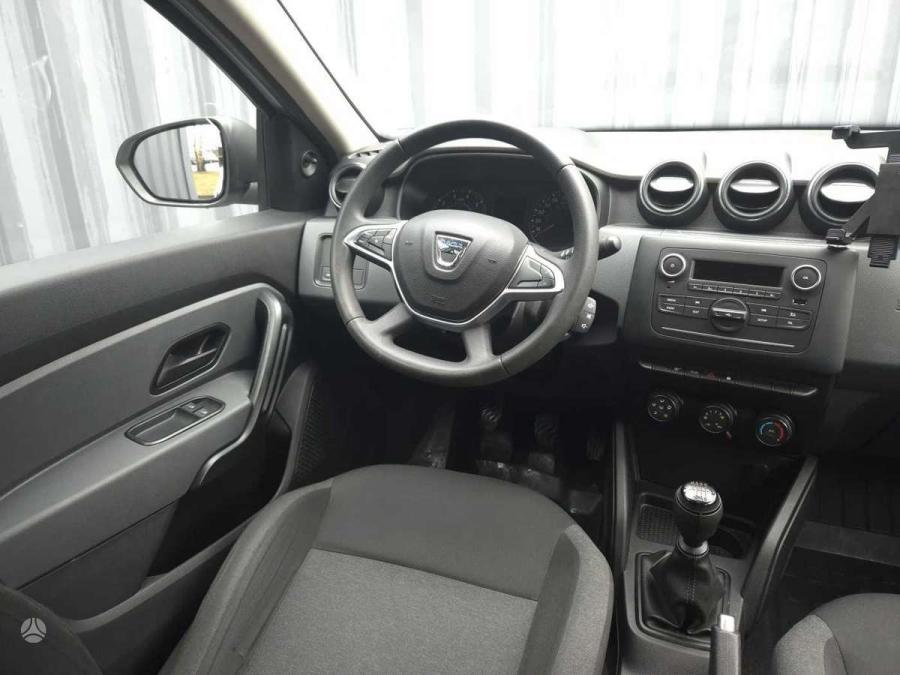 White Dacia Duster 2022 in Vilnius, with an engine capacity of 1.00 L and mileage of 100 thousand km for 8900 €, photo 7 on AUTOMOTO.COM.LV