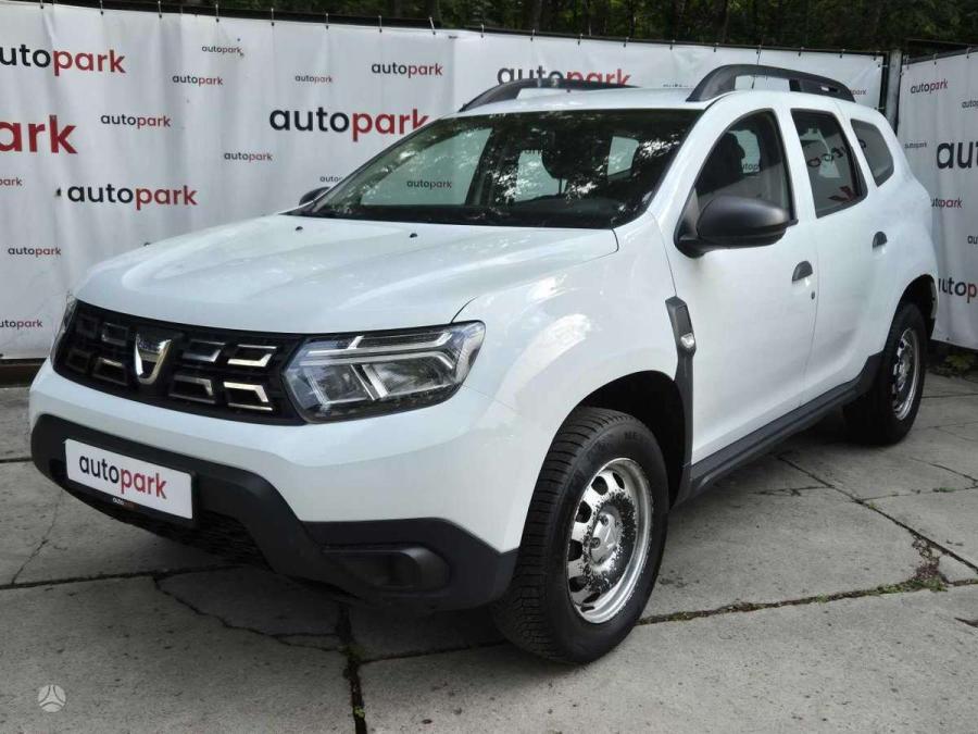 White Dacia Duster 2022 in Vilnius, with an engine capacity of 1.00 L and mileage of 174 thousand km for 6999 €, photo 1 on AUTOMOTO.COM.LV