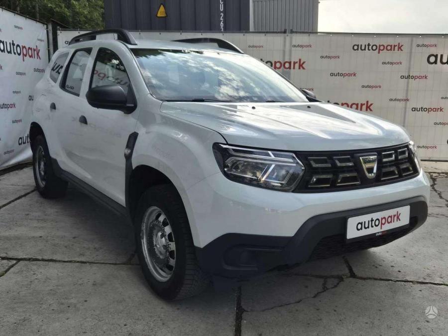 White Dacia Duster 2022 in Vilnius, with an engine capacity of 1.00 L and mileage of 174 thousand km for 6999 €, photo 3 on AUTOMOTO.COM.LV