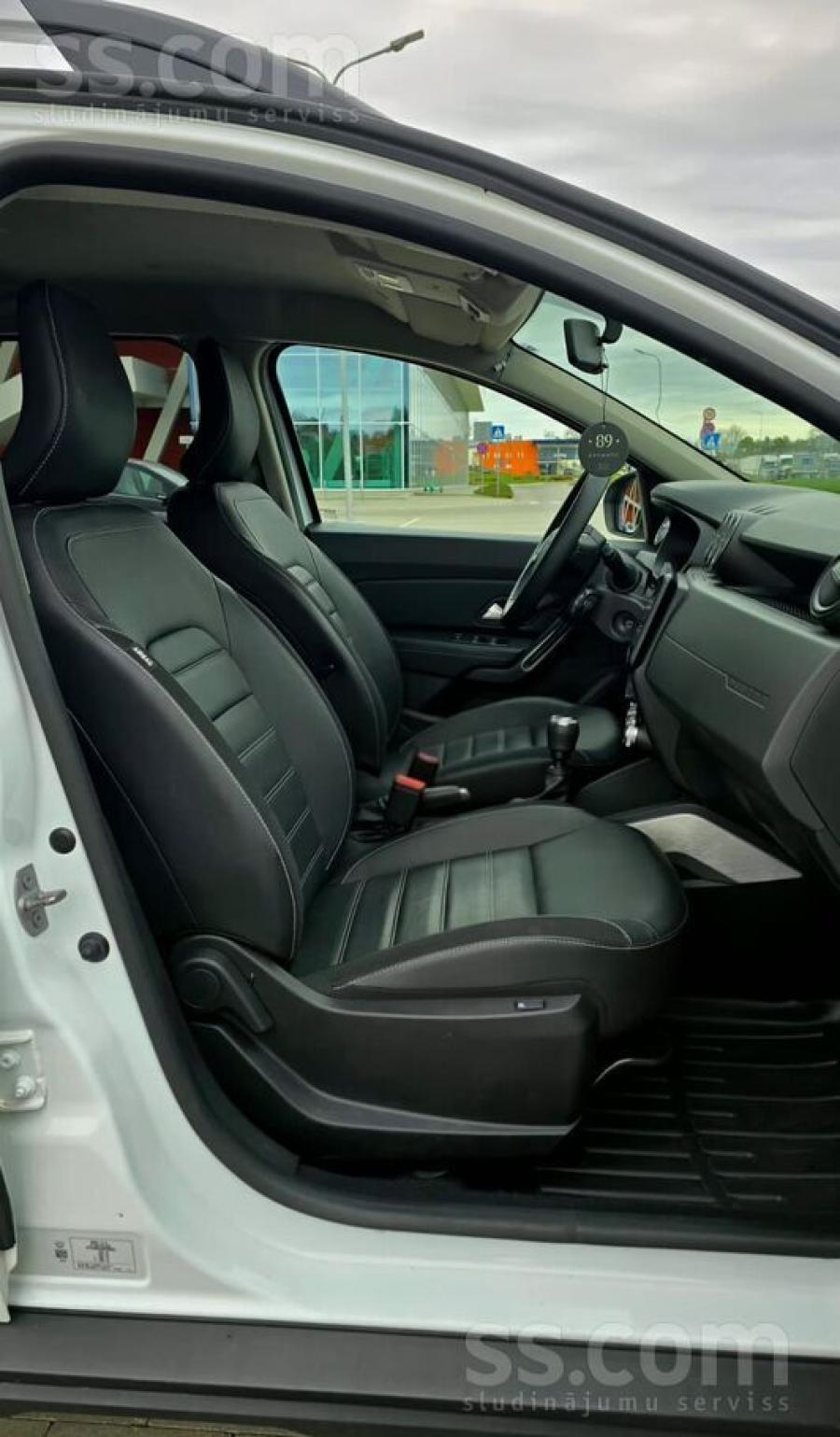 Balts Dacia Duster 2022 Rēzekne, ar dzinēja tilpumu 1.00 L un nobraukumu 125 tūkst. km par 13900 €, foto 14 vietnē AUTOMOTO.COM.LV