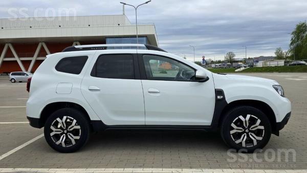 Dacia Duster 2022 Rēzekne vietnē Balts Dacia Duster 2022 Rēzekne, ar dzinēja tilpumu 1.00 L un nobraukumu 137 tūkst. km par 10500 €, foto 4 vietnē AUTOMOTO.COM.LV