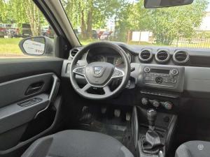 White Dacia Duster 2022 in Vilnius, with an engine capacity of 1.00 L and mileage of 174 thousand km for 6500 €, photo 4 on AUTOMOTO.COM.LV