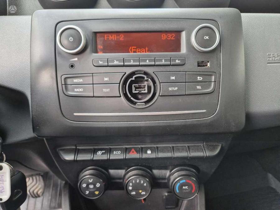 White Dacia Duster 2022 in Vilnius, with an engine capacity of 1.00 L and mileage of 174 thousand km for 6500 €, photo 11 on AUTOMOTO.COM.LV