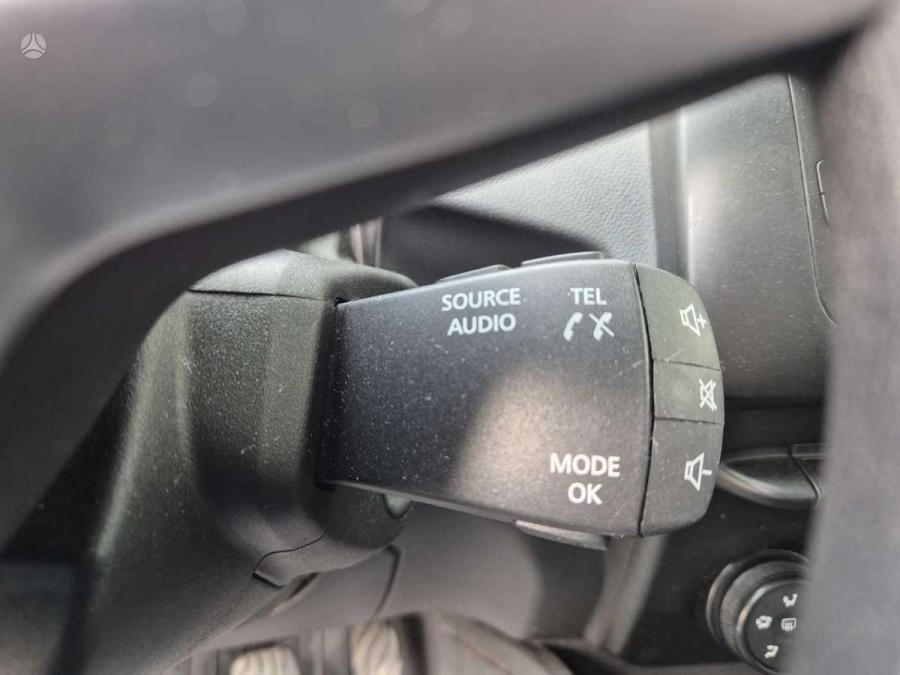 White Dacia Duster 2022 in Vilnius, with an engine capacity of 1.00 L and mileage of 174 thousand km for 6500 €, photo 13 on AUTOMOTO.COM.LV