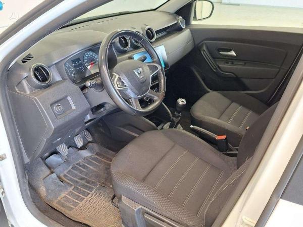 White Dacia Duster 2022 in Vilnius, with an engine capacity of 1.46 L and mileage of 202 thousand km for 13190 €, photo 7 on AUTOMOTO.COM.LV