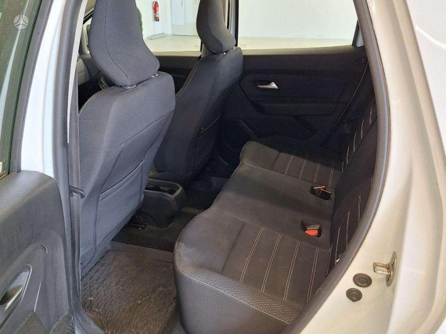 White Dacia Duster 2022 in Vilnius, with an engine capacity of 1.46 L and mileage of 202 thousand km for 13190 €, photo 13 on AUTOMOTO.COM.LV