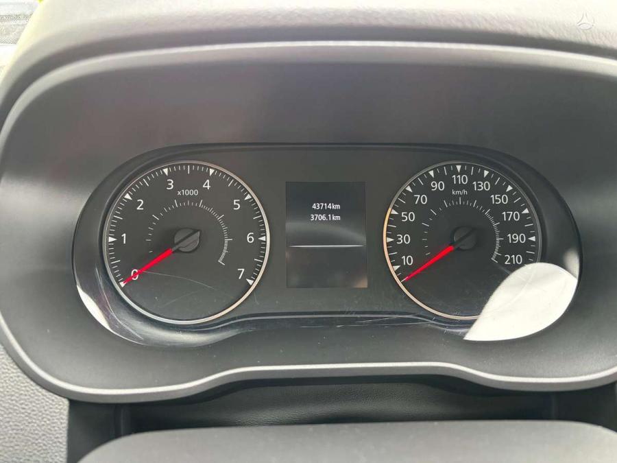 Balts Dacia Duster 2022 Šauļi, ar dzinēja tilpumu 1.33 L un nobraukumu 44 tūkst. km par 13900 €, foto 10 vietnē AUTOMOTO.COM.LV