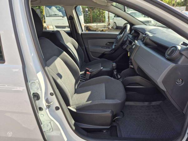 Balts Dacia Duster 2022 Viļņa, ar dzinēja tilpumu 1.00 L un nobraukumu 160 tūkst. km par 6999 €, foto 7 vietnē AUTOMOTO.COM.LV
