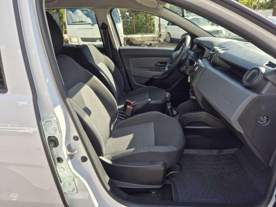 Balts Dacia Duster 2022 Viļņa, ar dzinēja tilpumu 1.00 L un nobraukumu 160 tūkst. km par 6999 €, foto 8 vietnē AUTOMOTO.COM.LV