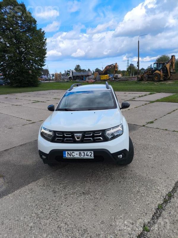 White Dacia Duster 2022 in Jekabpils, with an engine capacity of 1.00 L and mileage of 185 thousand km for 8500 €, photo 1 on AUTOMOTO.COM.LV