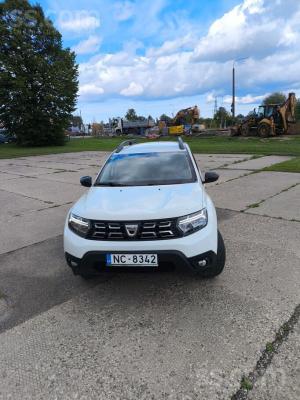 White Dacia Duster 2022 in Jekabpils, with an engine capacity of 1.00 L and mileage of 185 thousand km for 8500 €, photo  on AUTOMOTO.COM.LV