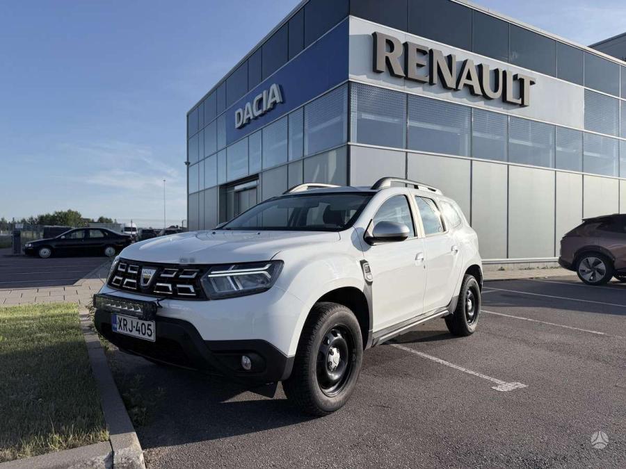 White Dacia Duster 2022 in Vilnius, with an engine capacity of 1.30 L and mileage of 115 thousand km for 11999 €, photo 1 on AUTOMOTO.COM.LV
