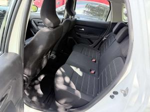 White Dacia Duster 2022 in Vilnius, with an engine capacity of 1.30 L and mileage of 115 thousand km for 11999 €, photo 12 on AUTOMOTO.COM.LV