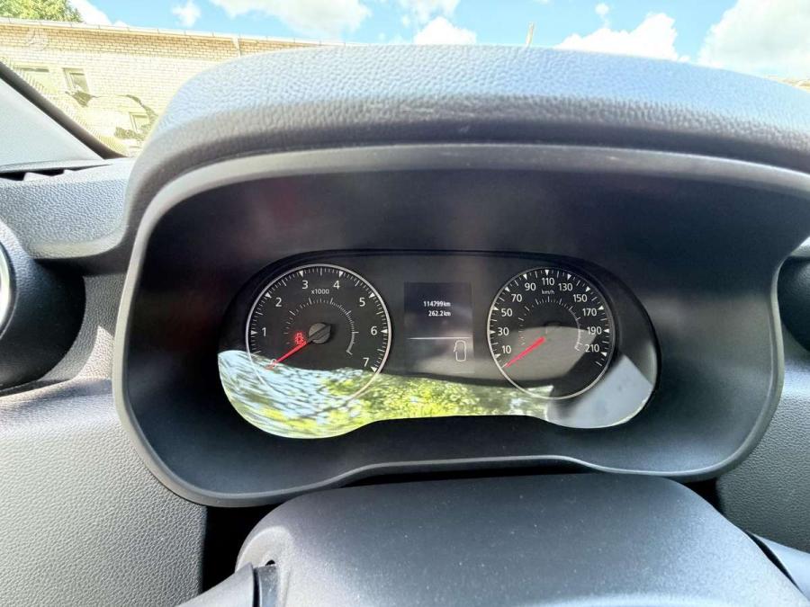 White Dacia Duster 2022 in Vilnius, with an engine capacity of 1.30 L and mileage of 115 thousand km for 11999 €, photo 13 on AUTOMOTO.COM.LV