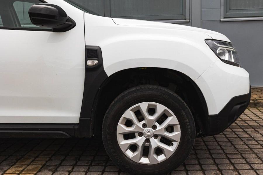 White Dacia Duster 2022 in Ventspils, with an engine capacity of 1.00 L and mileage of 97 thousand km for 12050 €, photo 10 on AUTOMOTO.COM.LV