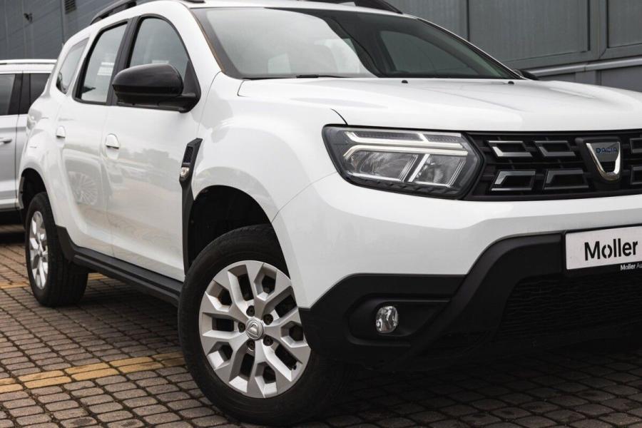 White Dacia Duster 2022 in Ventspils, with an engine capacity of 1.00 L and mileage of 97 thousand km for 12050 €, photo 11 on AUTOMOTO.COM.LV