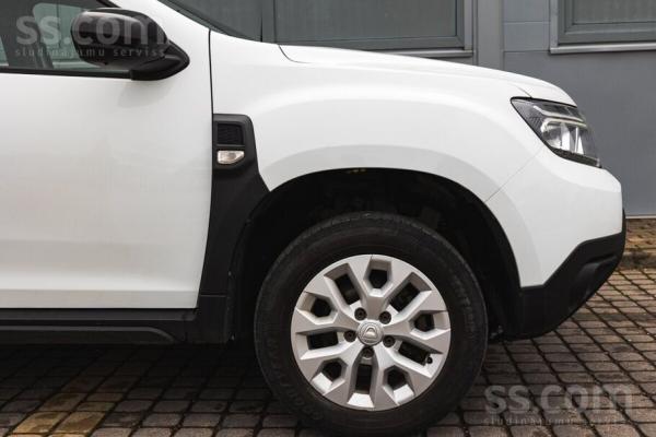 White Dacia Duster 2022 in Ventspils, with an engine capacity of 1.00 L and mileage of 97 thousand km for 11750 €, photo 10 on AUTOMOTO.COM.LV