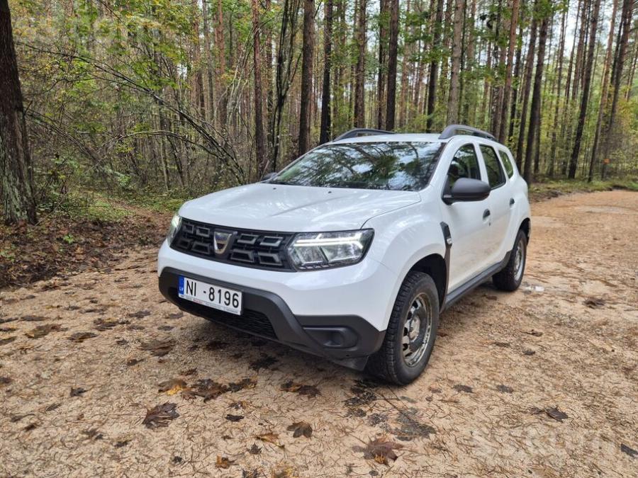 White Dacia Duster 2022 in Riga, with an engine capacity of 1.00 L and mileage of 116 thousand km for 9250 €, photo 6 on AUTOMOTO.COM.LV