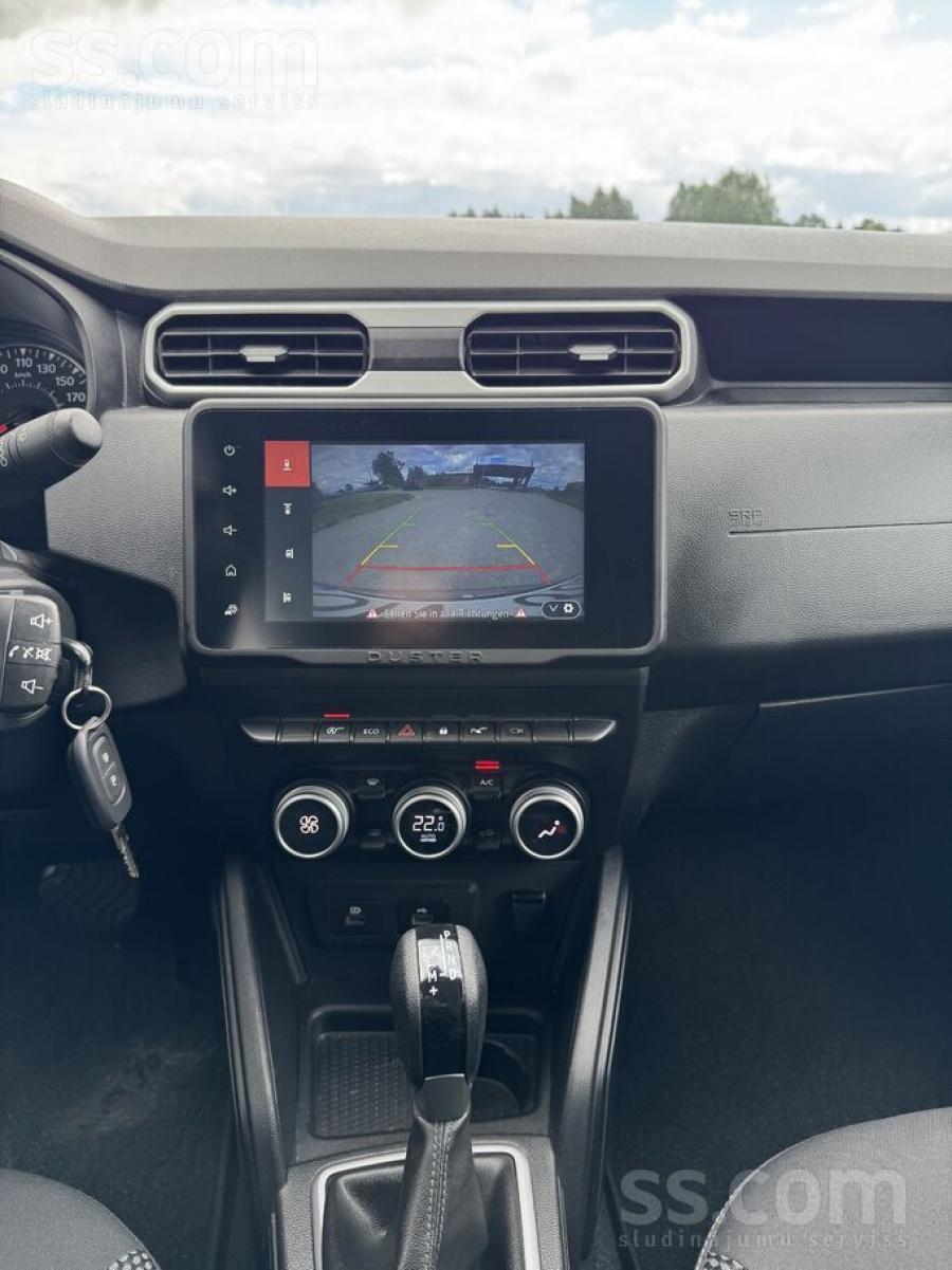 White Dacia Duster 2023 in Cesis, with an engine capacity of 1.30 L and mileage of 0 thousand km for 15900 €, photo 24 on AUTOMOTO.COM.LV