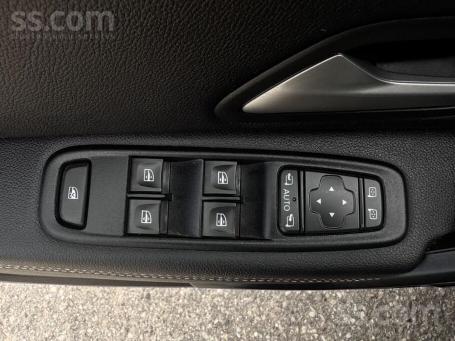 White Dacia Duster 2023 in Cesis, with an engine capacity of 1.30 L and mileage of 0 thousand km for 15900 €, photo 35 on AUTOMOTO.COM.LV