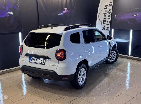 Balts Dacia Duster 2023 Viļņa, ar dzinēja tilpumu 1.50 L un nobraukumu 118 tūkst. km par 14350 €, foto 2 vietnē AUTOMOTO.COM.LV