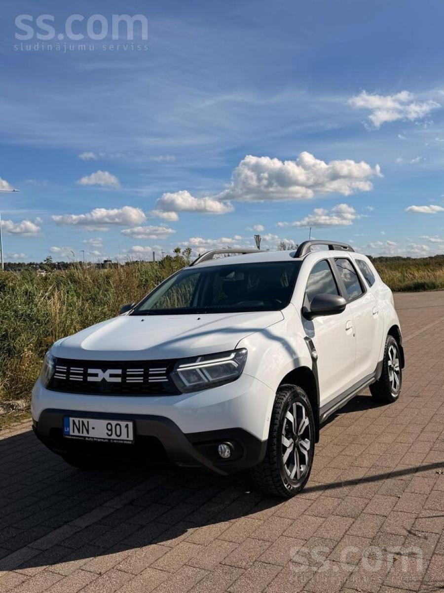 Balts Dacia Duster 2023 Rīga, ar dzinēja tilpumu 1.50 L un nobraukumu 225 tūkst. km par 12900 €, foto 3 vietnē AUTOMOTO.COM.LV