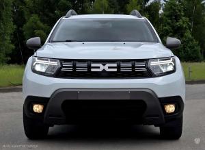 Белый Дачия Duster 2023 в Таураге, объемом двигателя 1.46 л и пробегом 362 тыс. км за 9700 €, фото 3 на AUTOMOTO.COM.LV