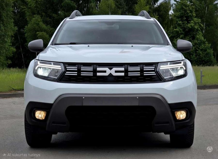 Белый Дачия Duster 2023 в Таураге, объемом двигателя 1.46 л и пробегом 362 тыс. км за 9700 €, фото 3 на AUTOMOTO.COM.LV